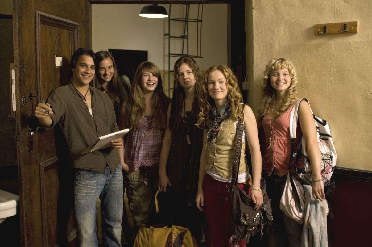 Bild zu Jette Hering - Bild Jette Hering - Foto 3 von 17 - FILMSTARTS.de