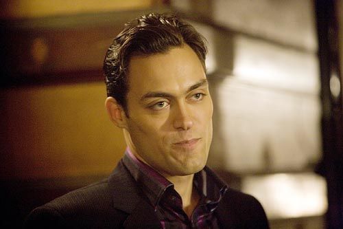 Bild zu Alex Hassell - Bild Alex Hassell - Foto 13 von 14 - FILMSTARTS.de