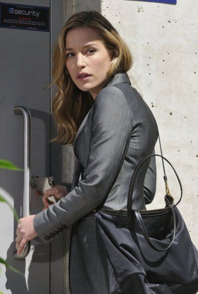Covert Affairs: Covert Affairs : Bild Piper Perabo - 207 von 287 ...
