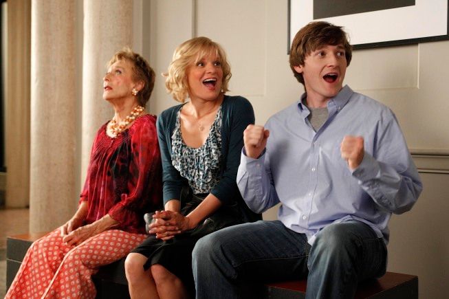 Raising Hope: Raising Hope : Bild Martha Plimpton, Cloris Leachman ...