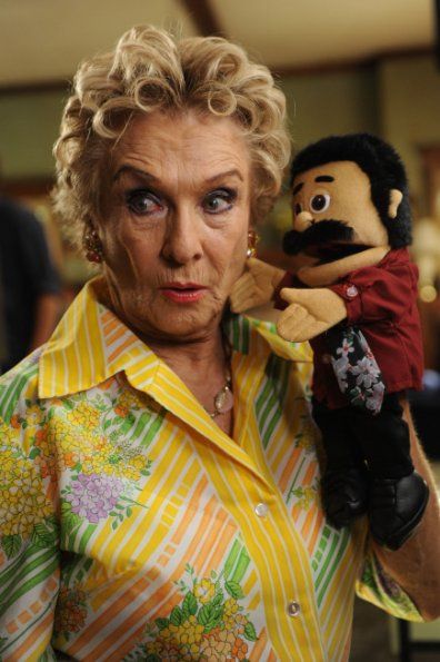 Raising Hope: Raising Hope : Bild Cloris Leachman - 327 von 442 ...