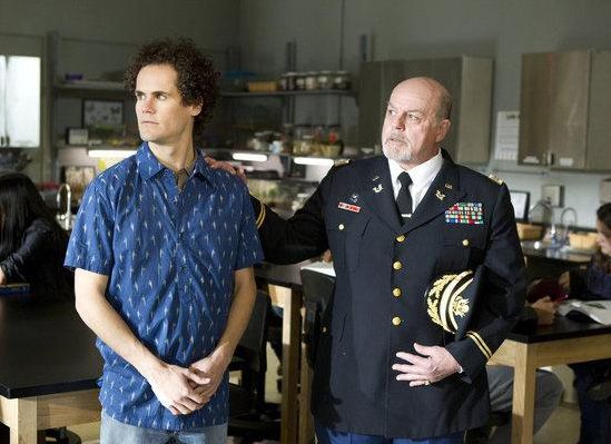 Community: Community : Bild David Neher, Michael Ironside - 126 von 287 ...