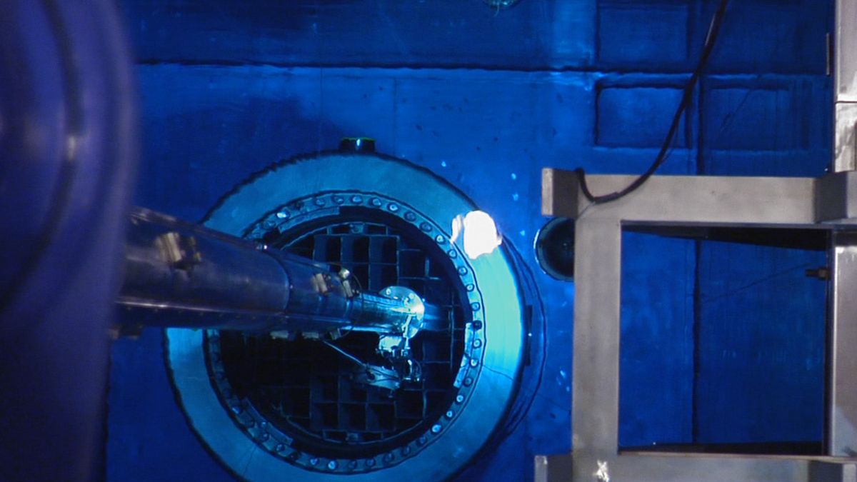 Foto zum Film Into Eternity - Bild 8 auf 15 - FILMSTARTS.de