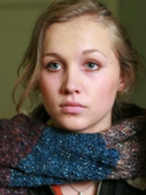 Julie Rusti - FILMSTARTS.de