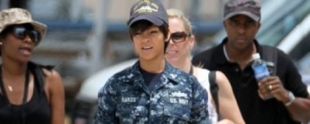 "Battleship": Behind-the-scenes-Video zeigt Rihanna als toughe Soldatin ...