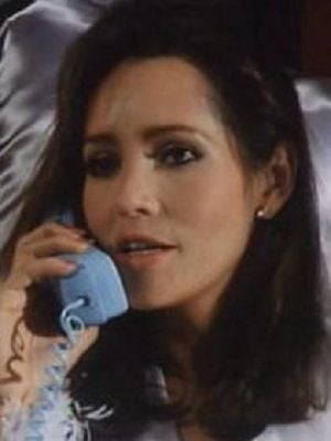 Barbara Carrera - FILMSTARTS.de