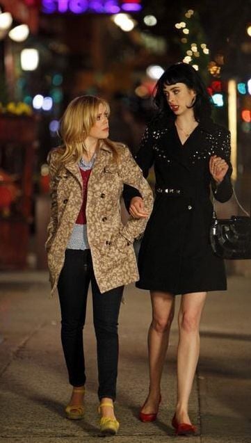 Apartment 23: Apartment 23 : Bild Krysten Ritter, Dreama Walker - 65 ...