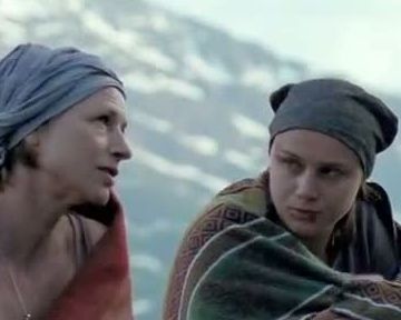 Puppe Trailer - Puppe Trailer DF - FILMSTARTS.de