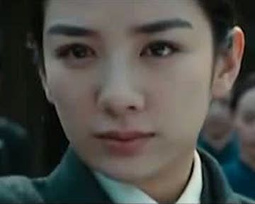 Woman Knight Trailer - Woman Knight Trailer OV - FILMSTARTS.de