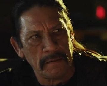 Recoil Trailer - Recoil Trailer OV - FILMSTARTS.de