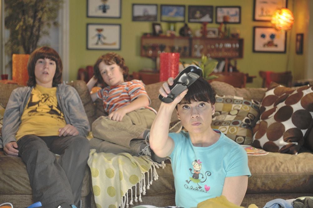 Les Parent: Bild Anne Dorval, Raphael Grenier-Benoît, Louis-Phillipe Beauchamp - 26 von 41 ...