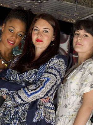 Switch - TV-serie 2012 - FILMSTARTS.de