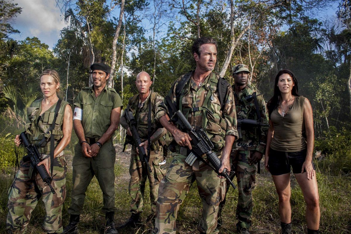 Foto zum Film Jurassic Attack - Bild 3 auf 10 - FILMSTARTS.de