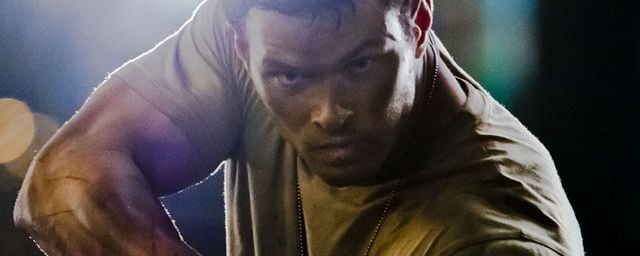 "Java Heat": Explosiver Trailer zum neuen Actionfilm mit Mickey Rourke ...