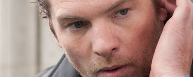 "For the Dogs": Sam Worthington im neuen Thriller von Phillip Noyce ...