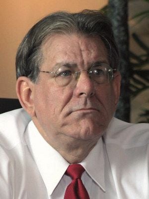 William L. Whitacre - FILMSTARTS.de