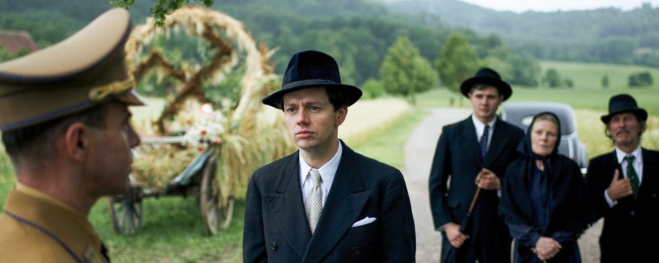 Deutscher Trailer zum Berlinale-Film "Elser" von Oliver Hirschbiegel ...