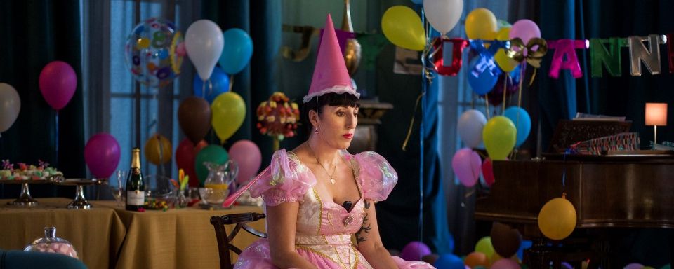 Dinner für Spinner im ersten deutschen Trailer zu "Madame" mit Toni ...