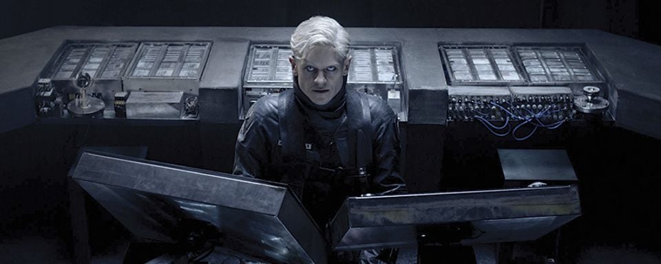 "SUM1": Im deutschen Trailer zum Sci-Fi-Thriller dreht "Game Of Thrones ...