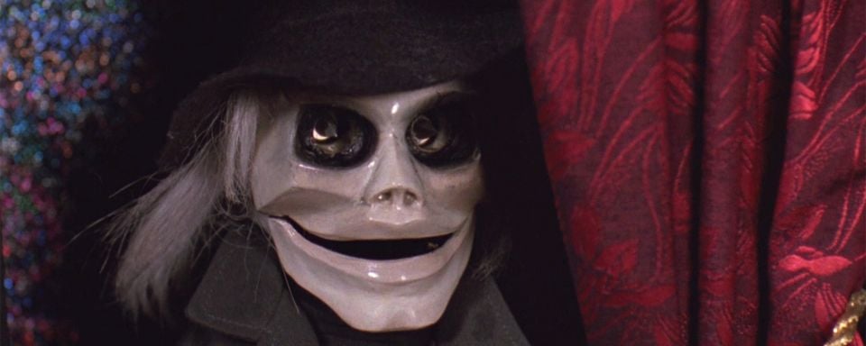 Udo Kier und die Nazi-Puppen: Erster Trailer zu "Puppet Master: The ...