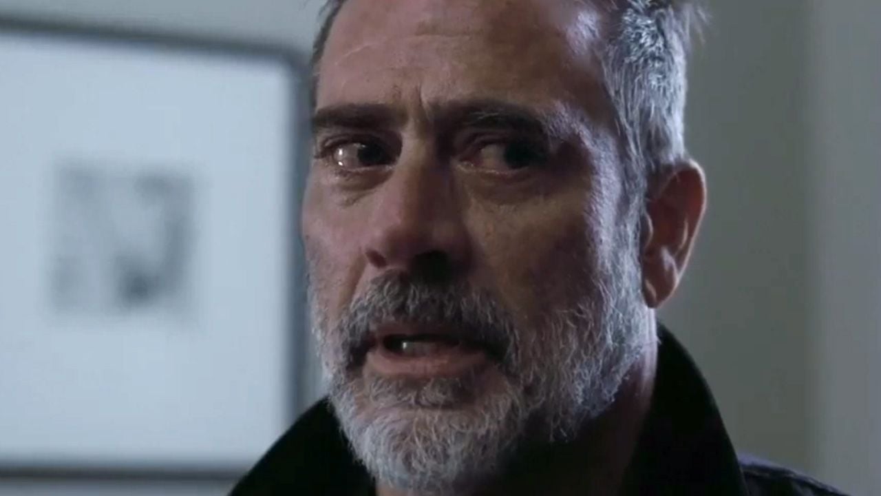 "Walking Dead"-Star auf Killerjagd: Trailer zu "The Postcard Killings ...