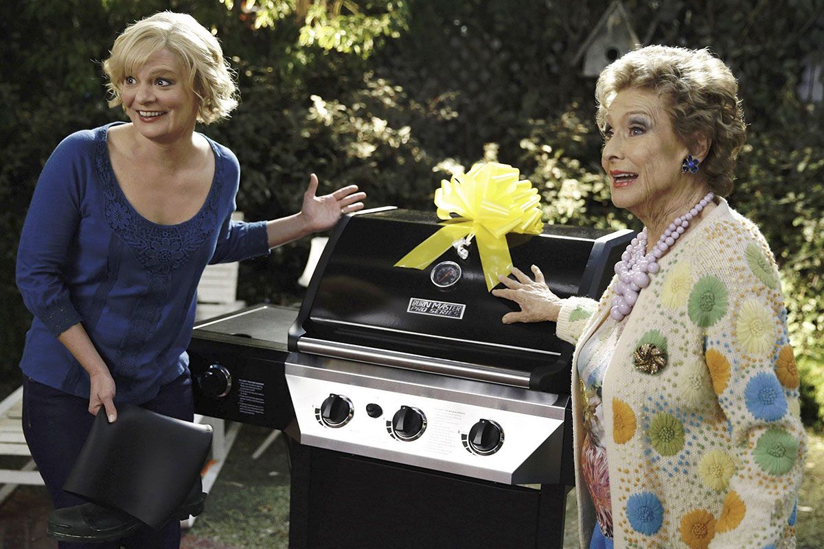 Raising Hope: Raising Hope : Bild Martha Plimpton, Cloris Leachman - 13 ...