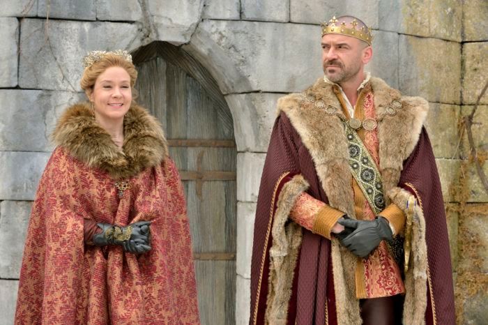 Reign: Reign : Bild Alan Van Sprang, Megan Follows - 343 von 512 ...