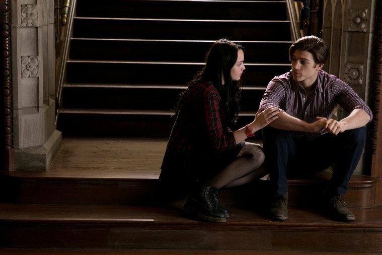 Bild zu Adam Scott Miller - Crisis : Bild Adam Scott Miller - Foto 1 ...