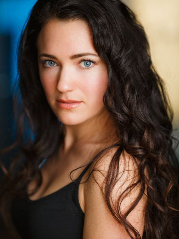 April Mullen - FILMSTARTS.de