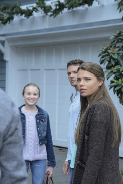 Secrets And Lies (US): Secrets And Lies (US) : Bild Indiana Evans, Ryan ...