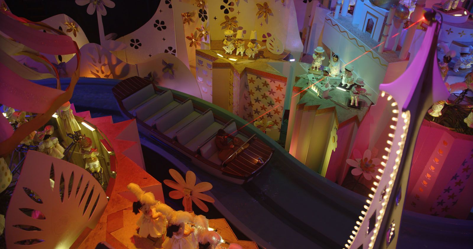 Foto zum Film A World Beyond - Bild 15 auf 88 - FILMSTARTS.de