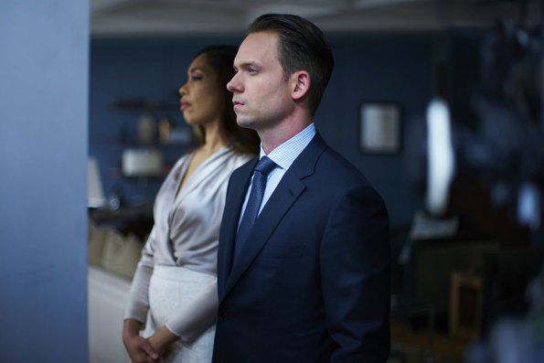 Suits: Suits : Bild Patrick J. Adams - 287 von 670 - FILMSTARTS.de