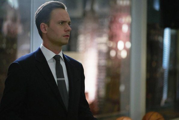 Suits: Suits : Bild Patrick J. Adams - 272 von 670 - FILMSTARTS.de