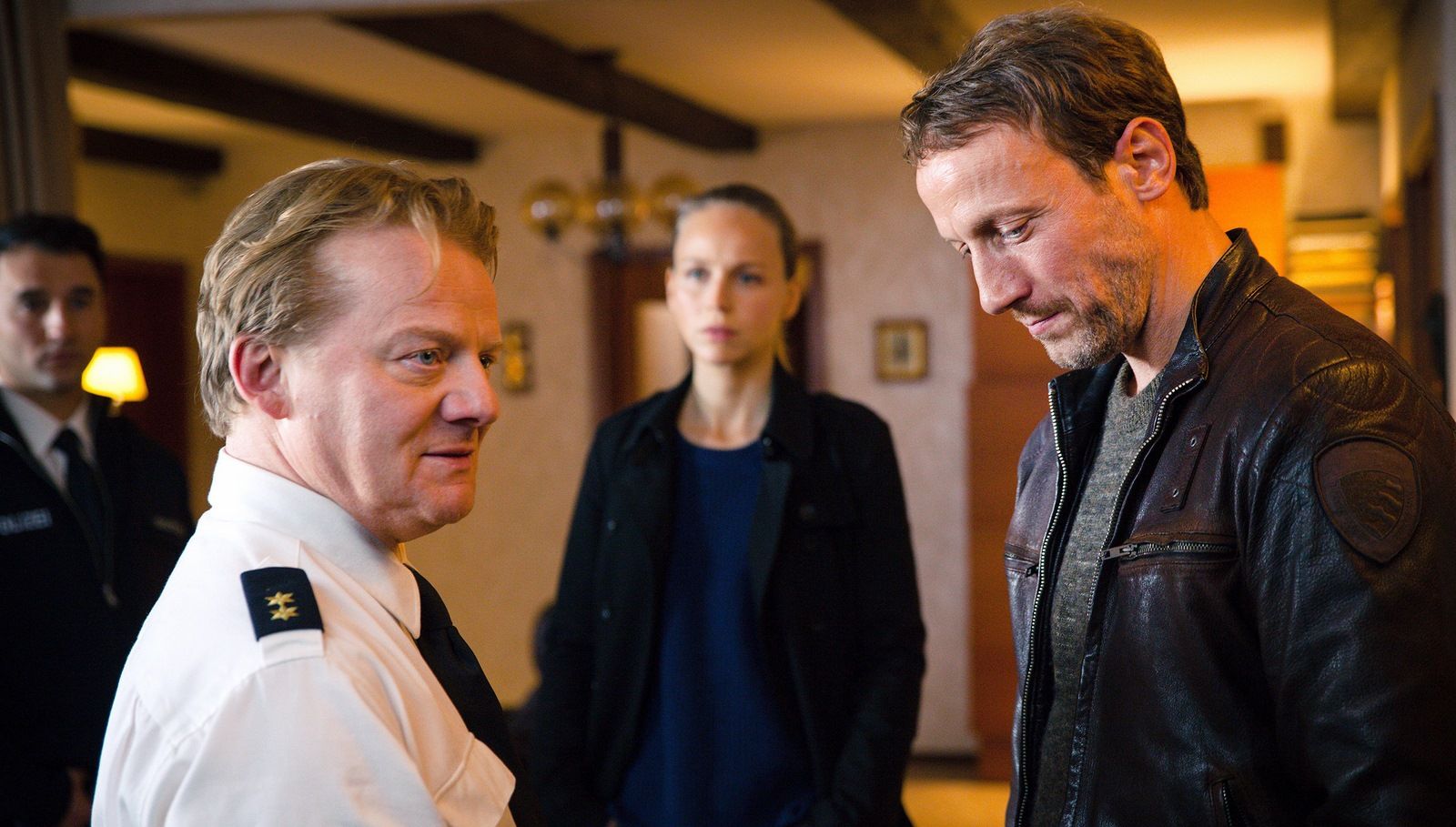 Bild zu Wotan Wilke Möhring - Tatort: Verbrannt : Bild Petra Schmidt ...