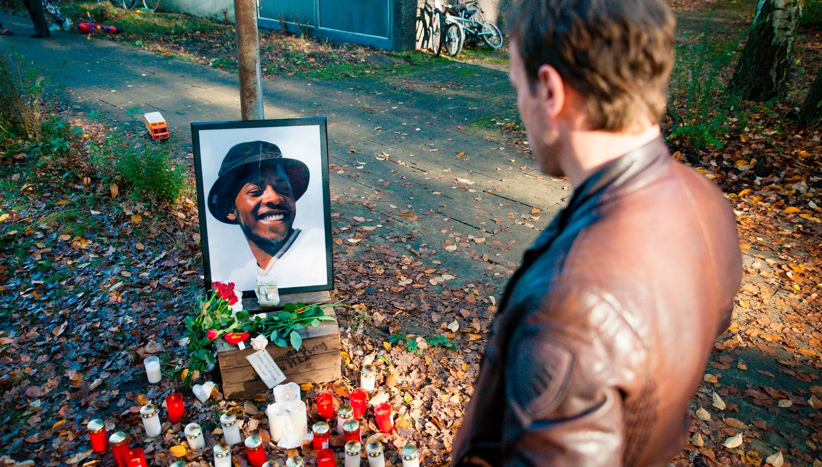 Bild zu Wotan Wilke Möhring - Tatort: Verbrannt : Bild Wotan Wilke ...