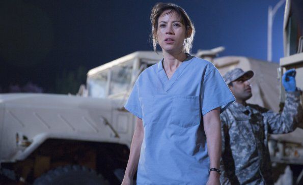 Fear The Walking Dead: Fear The Walking Dead : Bild Elizabeth Rodriguez ...