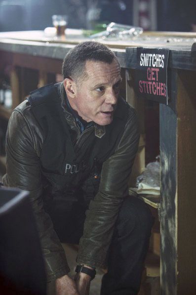 Chicago PD: Chicago PD : Bild Jason Beghe - 567 von 983 - FILMSTARTS.de
