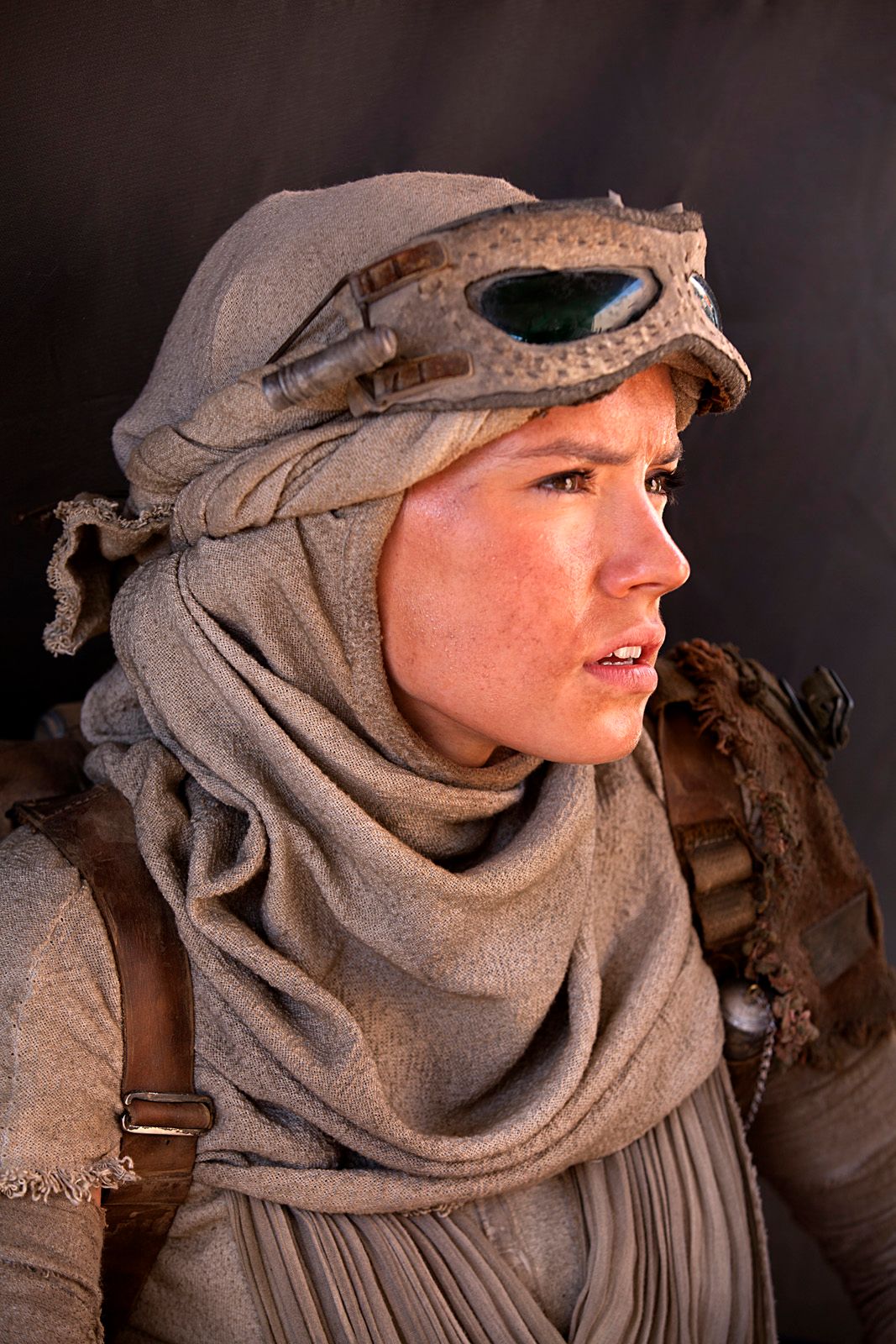 Bild zu Daisy Ridley - Star Wars 7: Das Erwachen der Macht : Bild Daisy ...