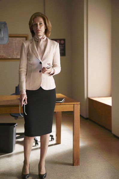 Suits: Suits : Bild Leslie Hope - 3 von 37 - FILMSTARTS.de