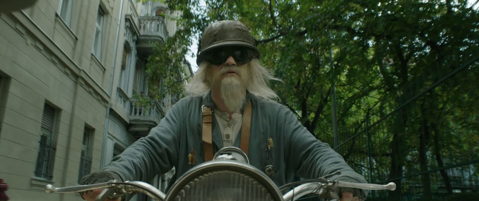 Bild zu Gard B. Eidsvold - Doktor Proktors Zeitbadewanne : Bild Gard B. Eidsvold - Foto 2 von 8 ...