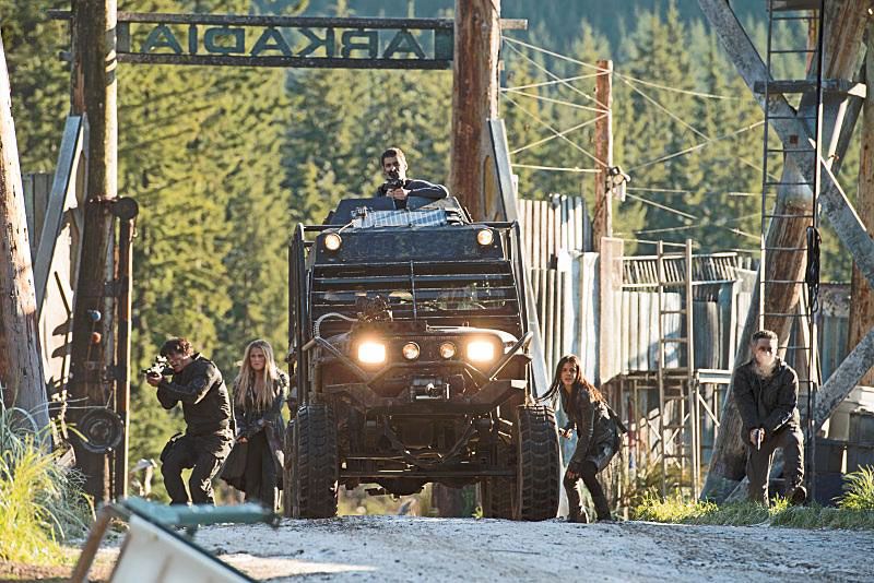 The 100: The 100 : Bild - 348 von 621 - FILMSTARTS.de