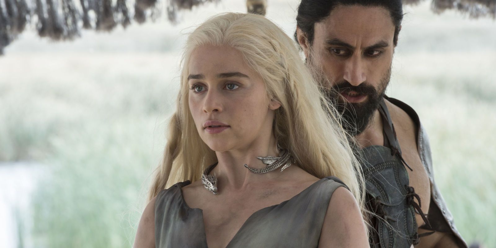 Game Of Thrones: Game Of Thrones : Bild Emilia Clarke - 424 von 910 - FILMSTARTS.de