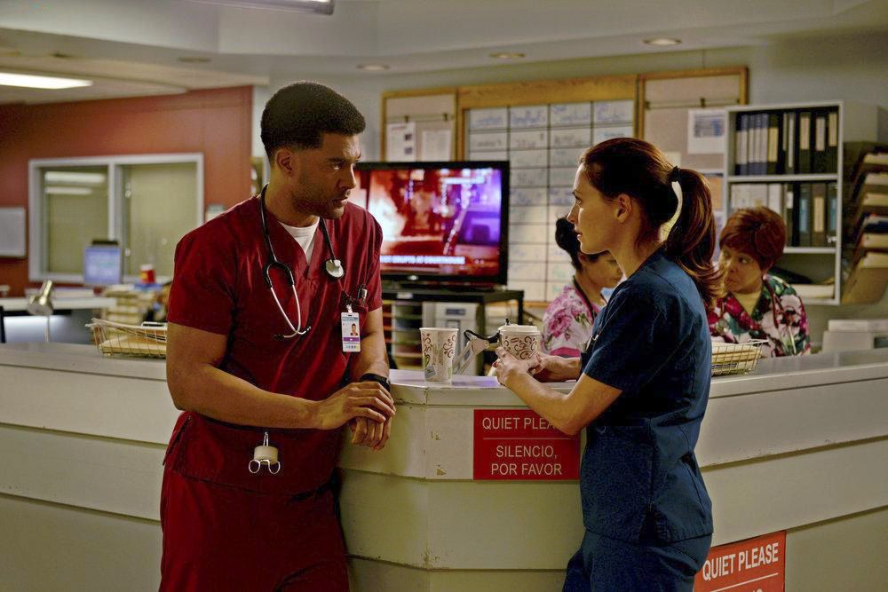 The Night Shift: Bild Jill Flint, JR Lemon - 94 von 196 - FILMSTARTS.de