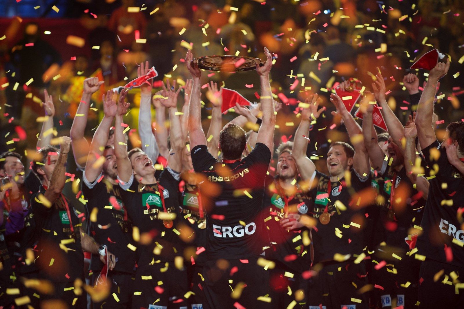 Foto zum Film Triumph der #badboys – Ein Handball-Wintermärchen - Bild ...