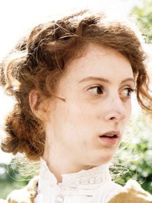 Roxane Duran - FILMSTARTS.de