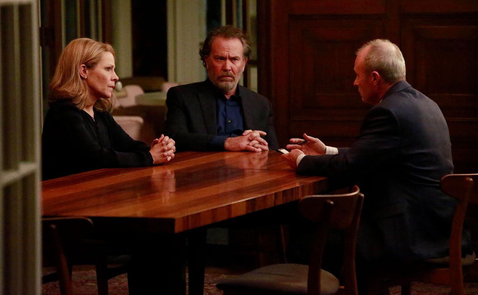 Bild zu Lili Taylor - American Crime : Bild Timothy Hutton, Lili Taylor, Mark Daneri - Foto 16 ...