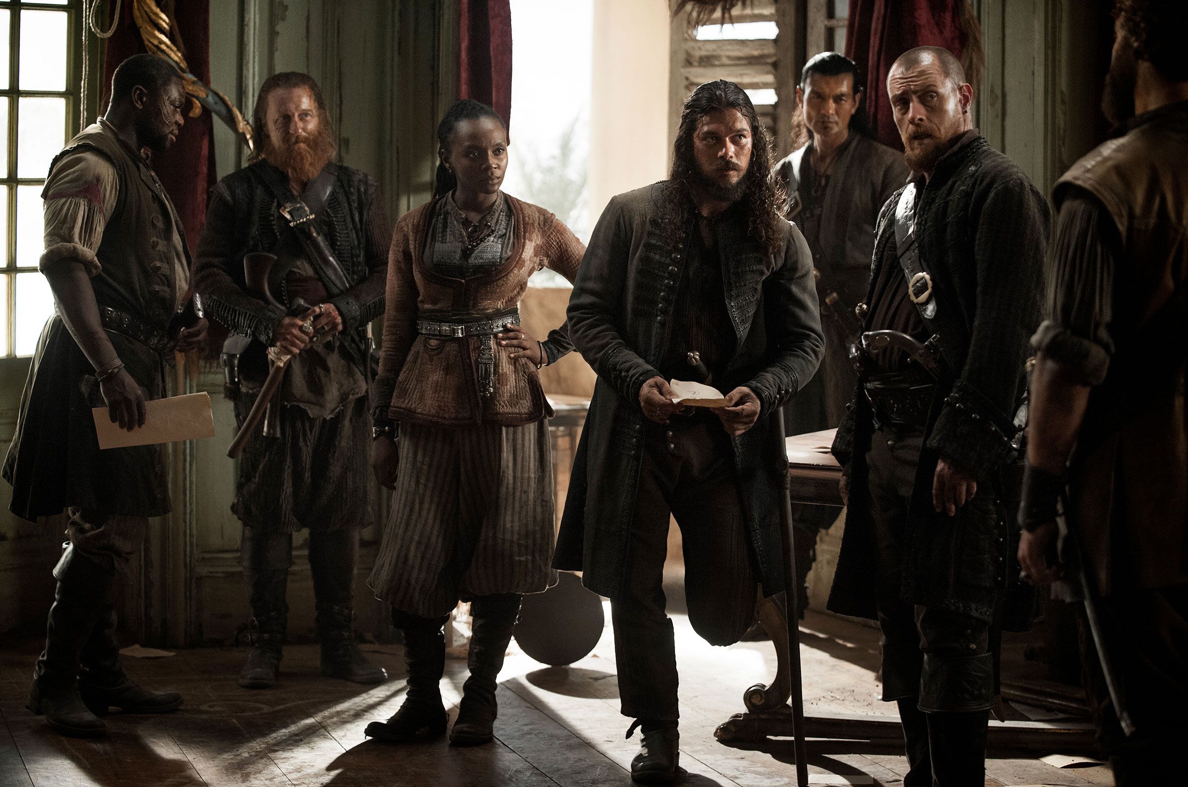 Black Sails: Black Sails : Bild Hakeem Kae-Kazim, Luke Arnold, Richard ...