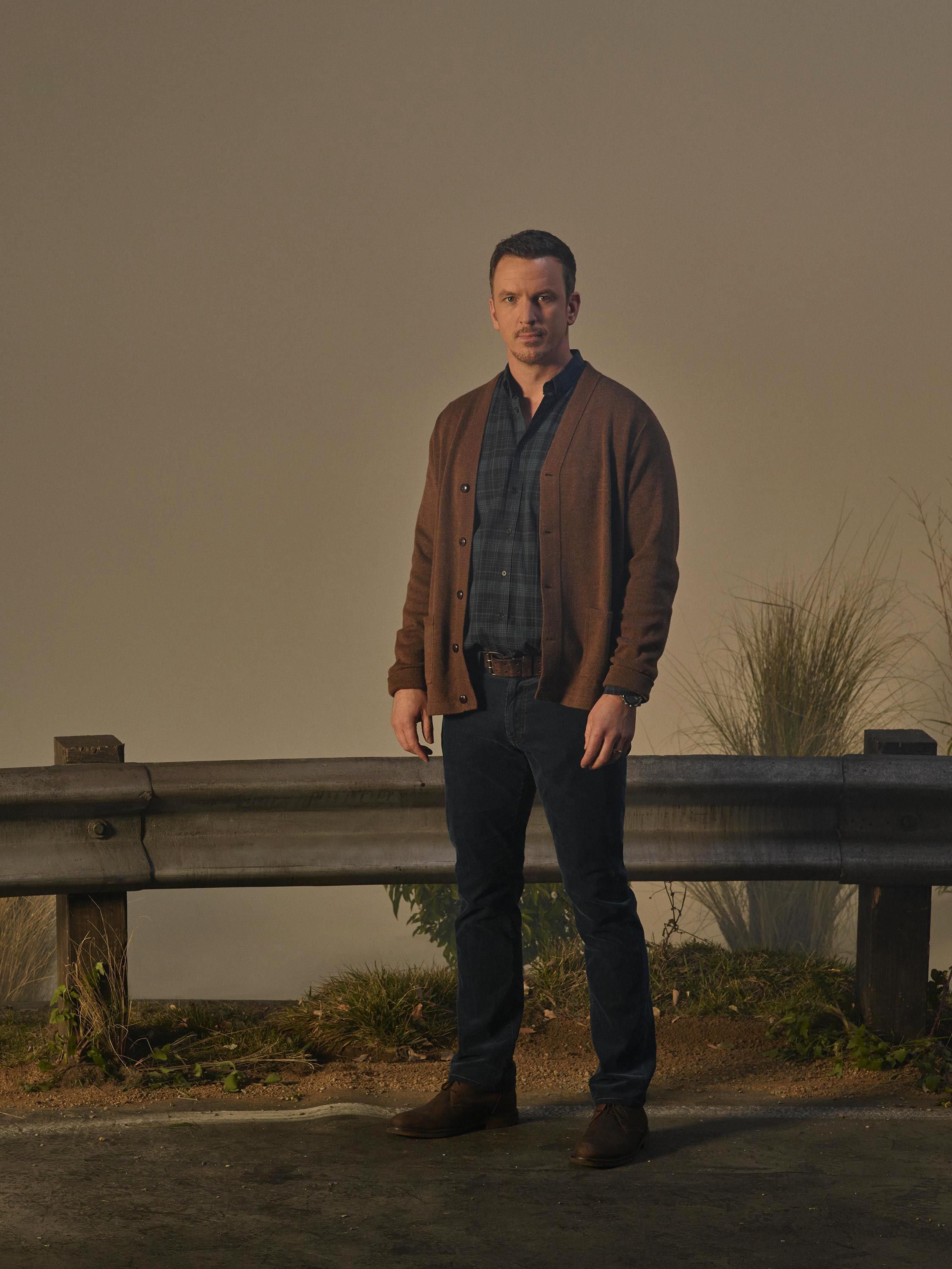 Bild zu Josh Randall - Bild Josh Randall - Foto 6 von 17 - FILMSTARTS.de