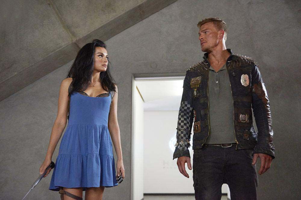 Blood Drive: Blood Drive : Bild Alan Ritchson, Christina Ochoa - 2 von ...