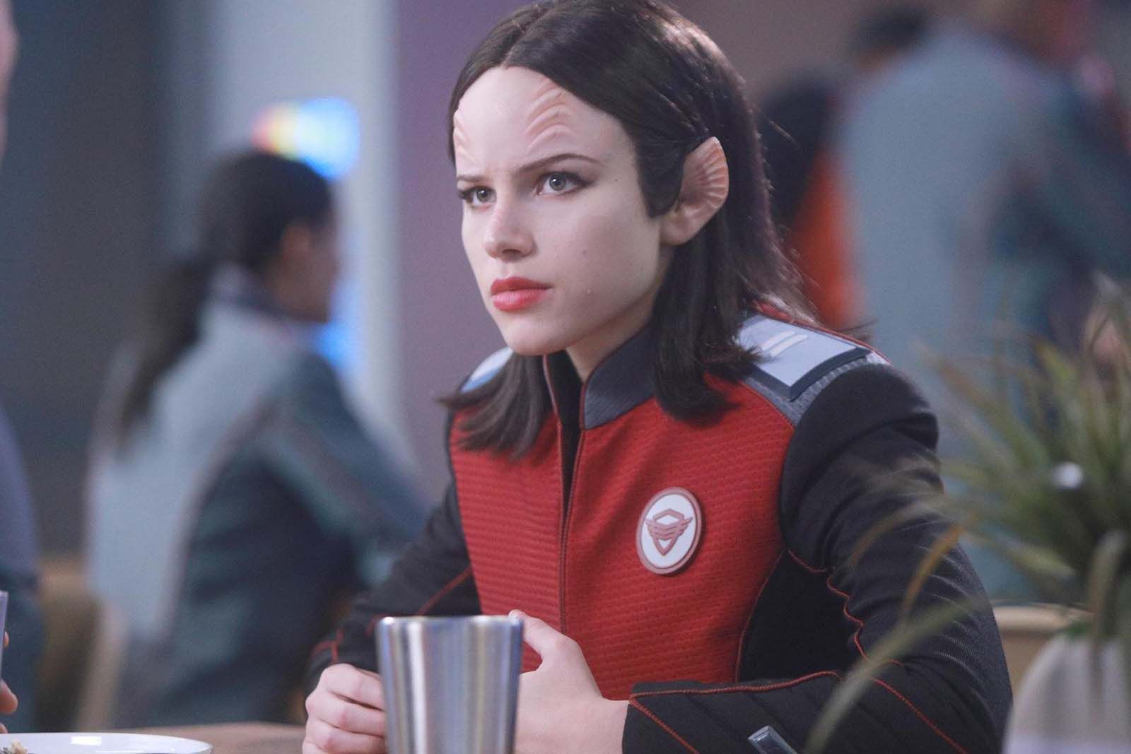 The Orville: The Orville : Bild Halston Sage - 83 von 104 - FILMSTARTS.de